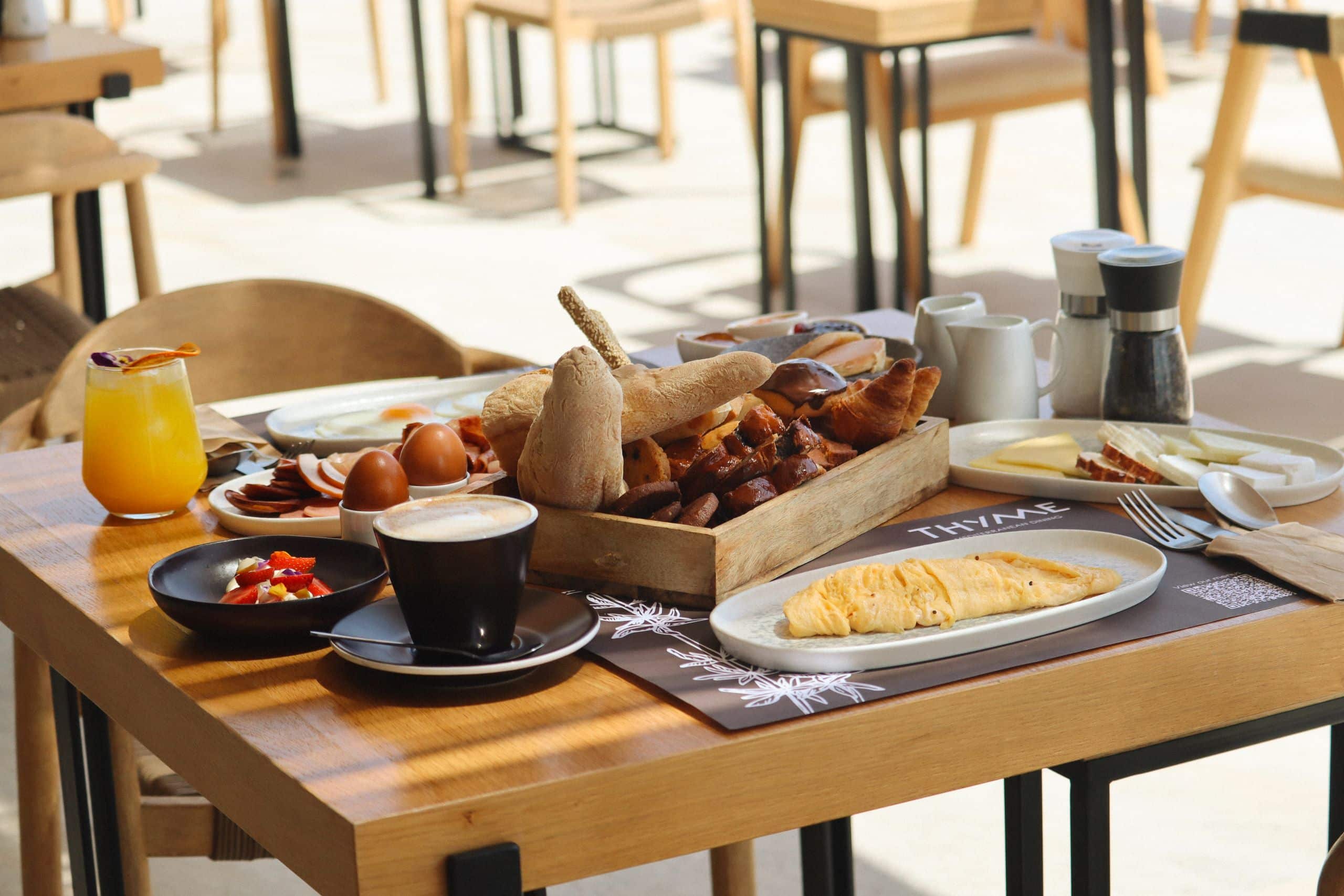 Half Board Dining with à la carte menus | KOIA Wellness Resort